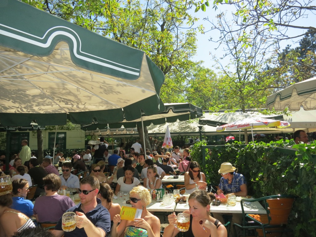 Wiener Spaziergänge: Schweizertor, Schweizerhaus, Schweizergarten