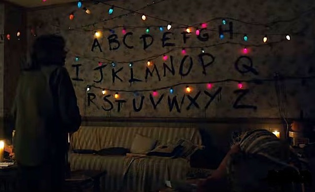El Espejo Gótico: El «Upside Down» de «Stranger Things» y la Cuarta ...