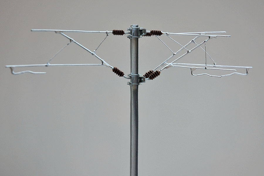 Atelierul lui Anghel: Un nou model de stalp catenara