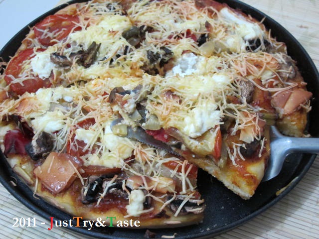 Kreasi Saus Spaghetti (Bagian 1) - Homemade Pizza Sayur: Terung, Jamur ...