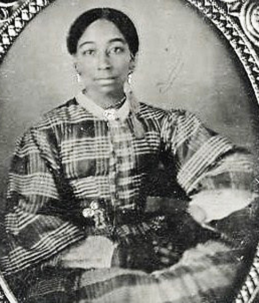 Women's Work: Quilts: Professional Seamstress