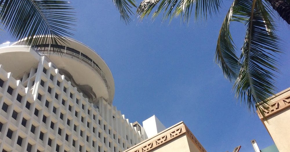 ʻāina laʻa hawaii: Center of Waikiki
