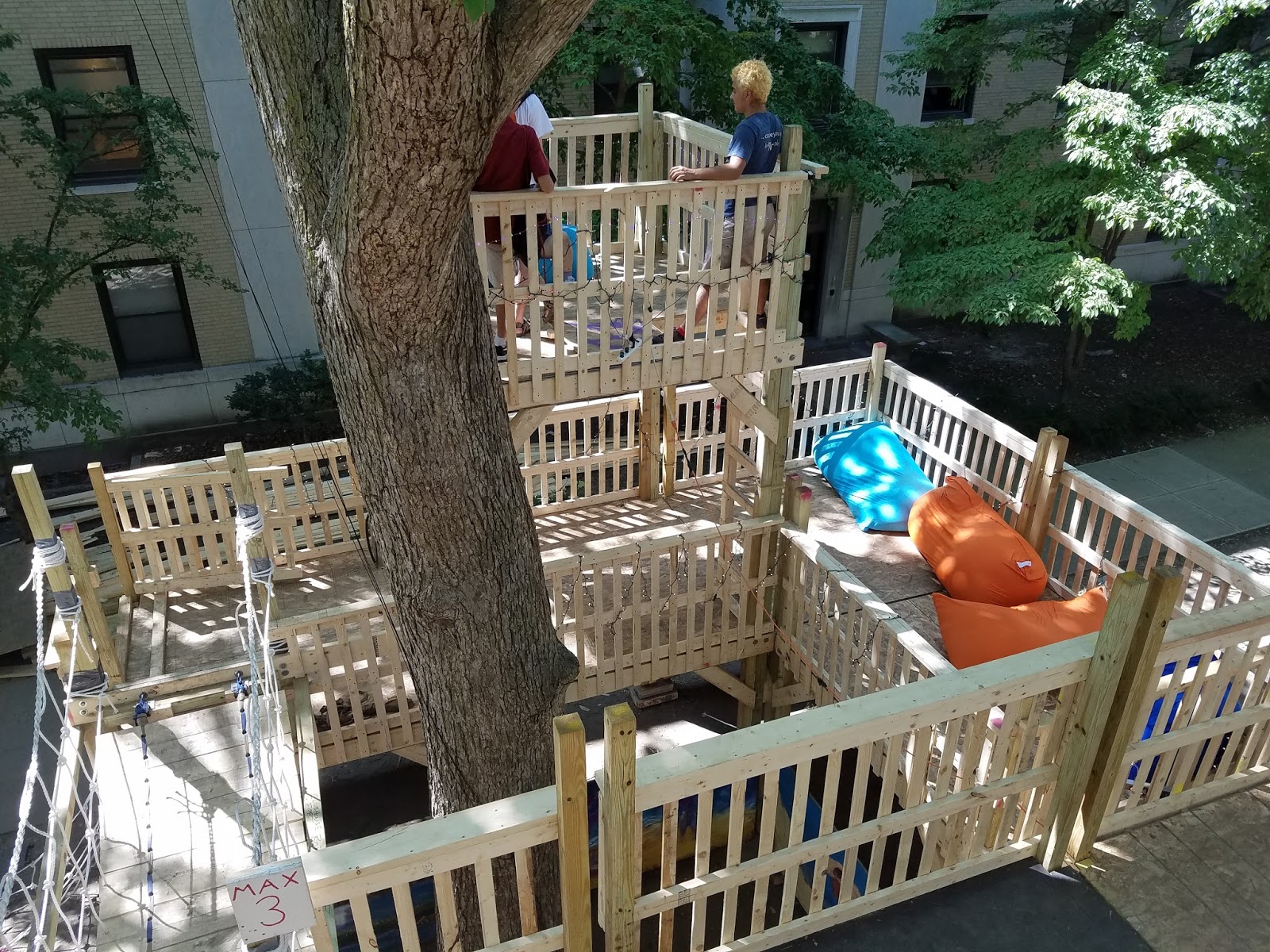 2016 EC Clubhouse Construction - AvaMakesThings