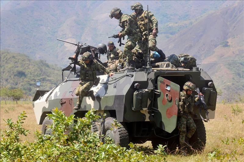 A.P.C. EE-11 Urutú Ejército de Colombia | Ejército de Colombia