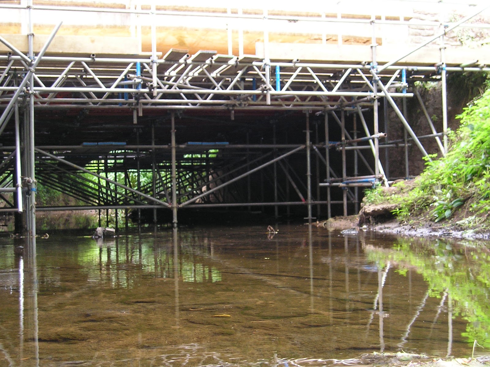 Focus on the Ladden-Frome area: Church Road bridge - crash deck in place