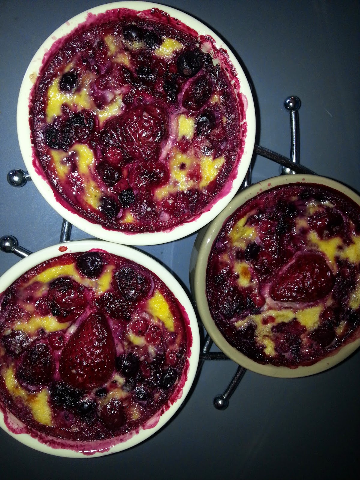 LIPOUZEREZH: Gratin de fruits rouges à l'orange