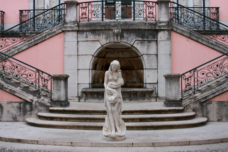 The Wanderer's Chronicles: Lisbon Chronicles | Palácio Foz