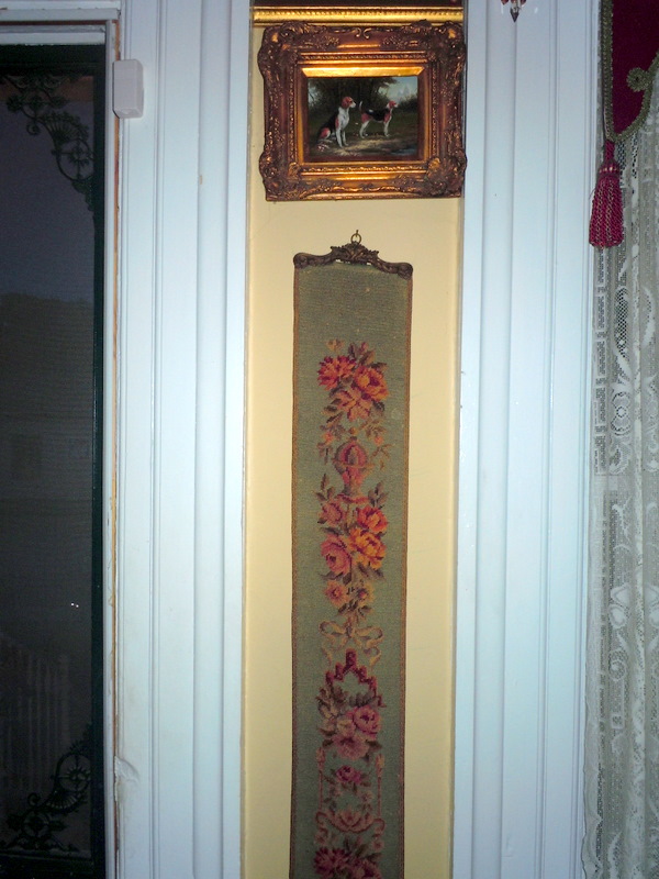 My Old Historic House: Call of the Bell Pull