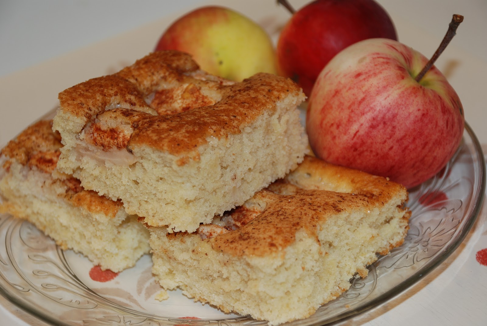 Piparinmuruja: Pehmeä omenapiirakka