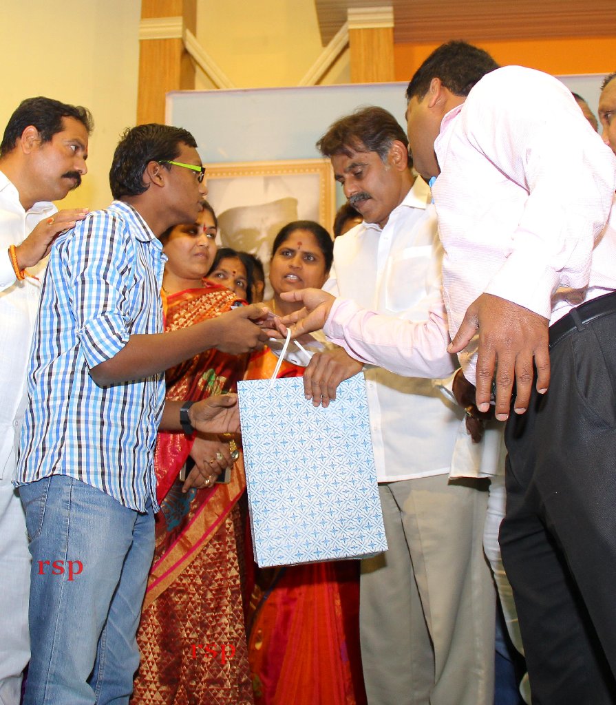 Chevella MP Vishweswar Reddy, launches a project to clear Horseshoe ...