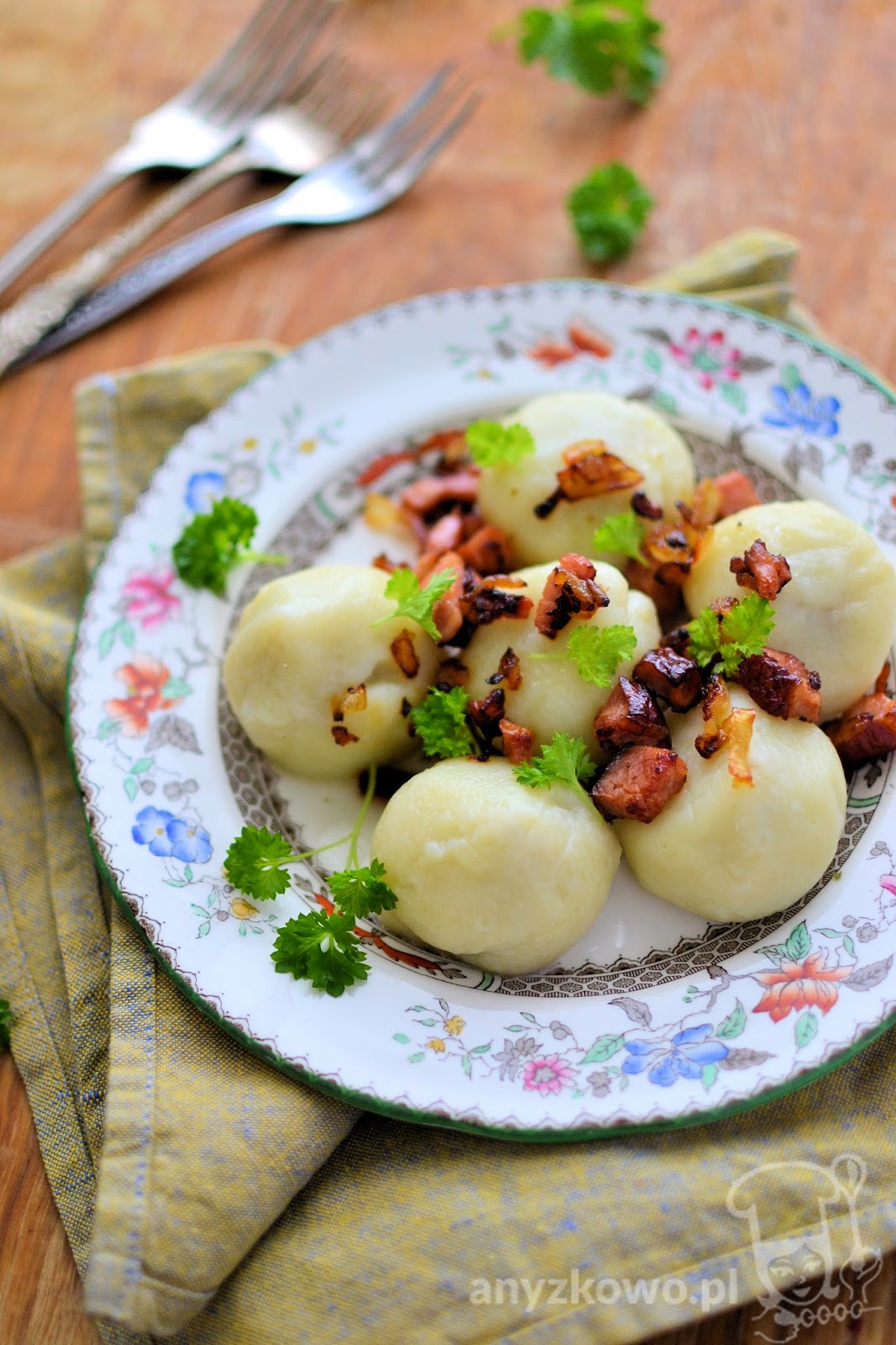 Anyżkowo: Kluski śląskie z mięsem