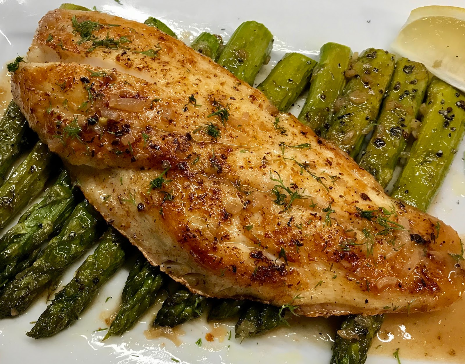 The Flying Foodie: Red Snapper in Lemon Butter Sauce with Roasted Asparagus