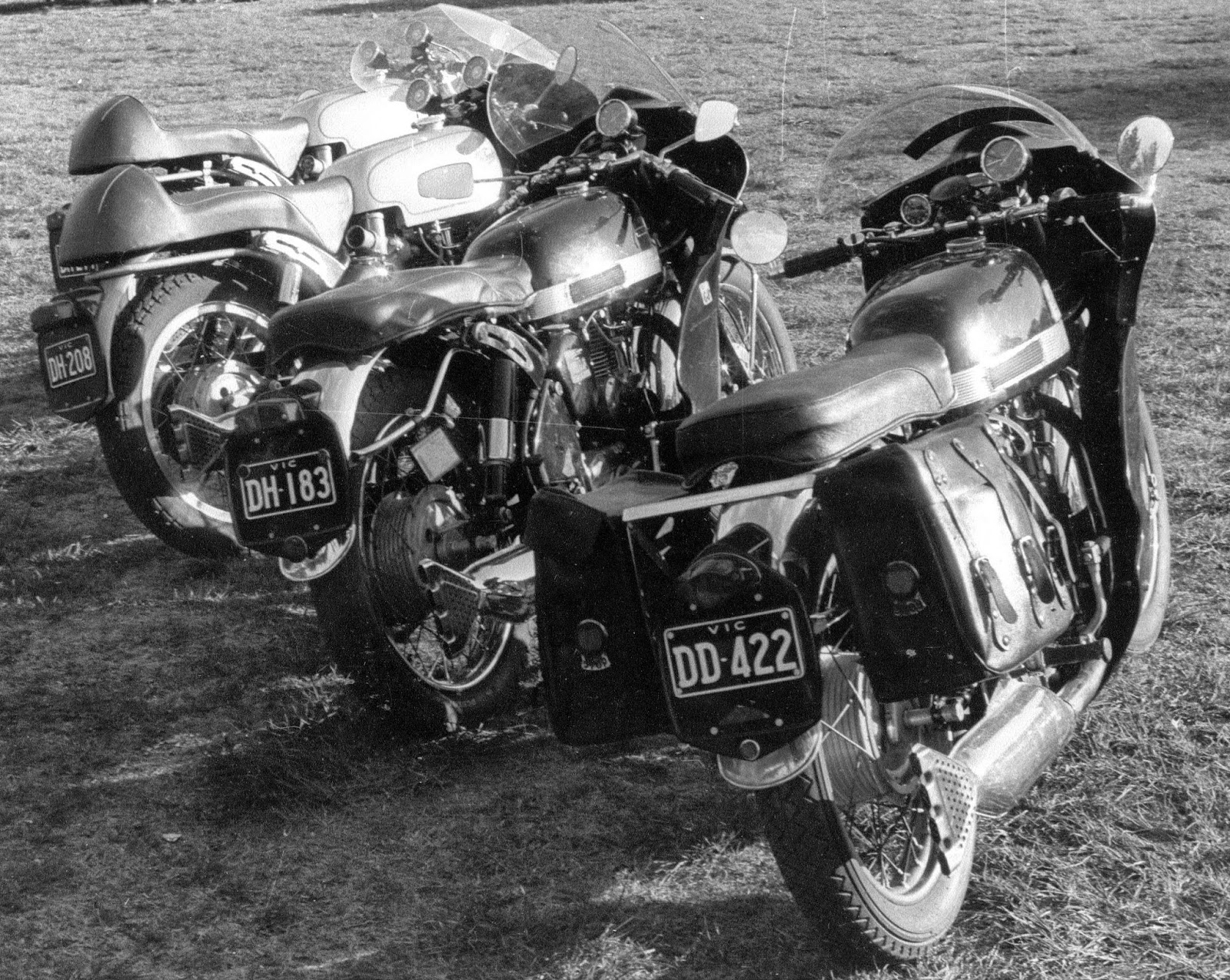 The Velobanjogent: The Velocette Venom Thruxton...a photographic ...