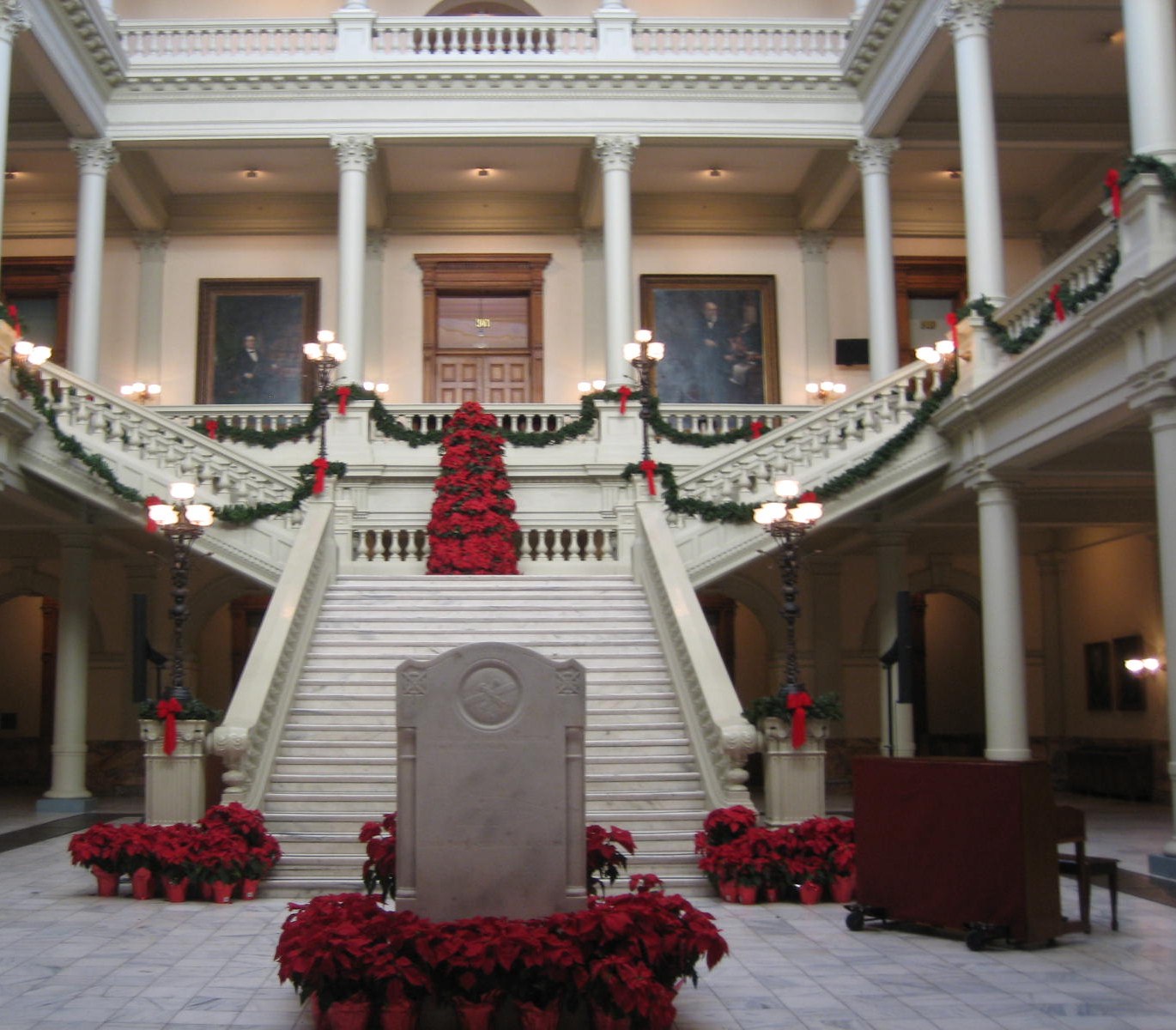 Walkabout With Wheels Blog: The Georgia State Capitol in Atlanta, Georgia