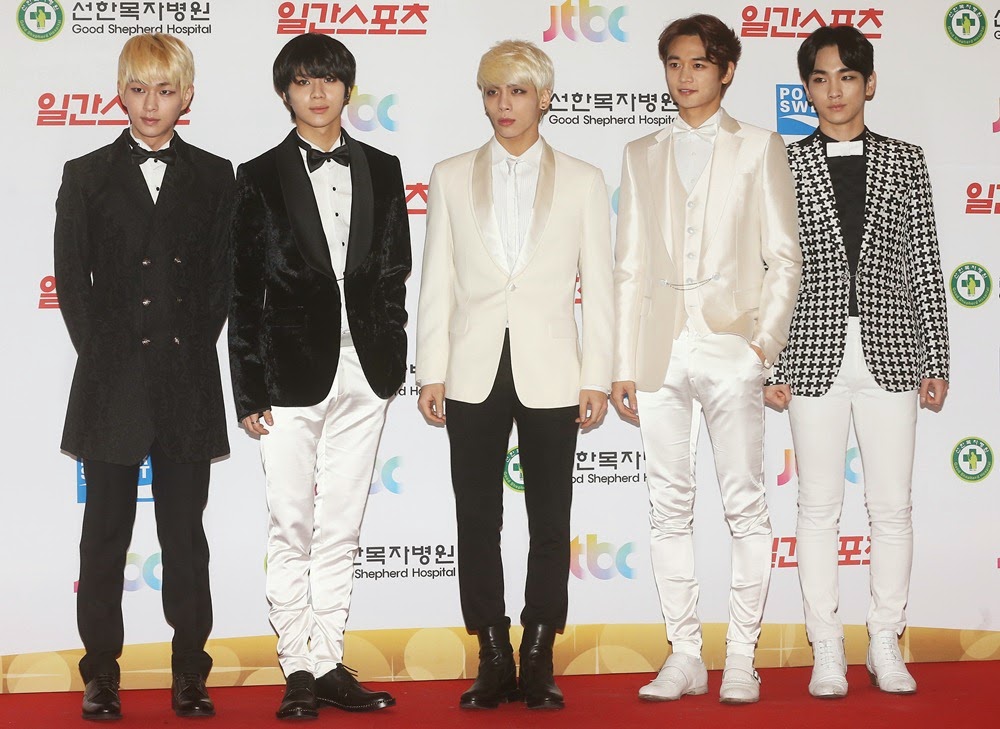 SHINee se prepara para su regreso y pinta su cabello de colores