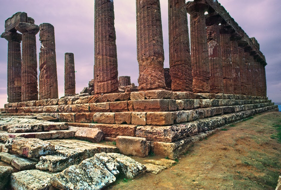 DICCION ARTE: Crepidoma o crepis