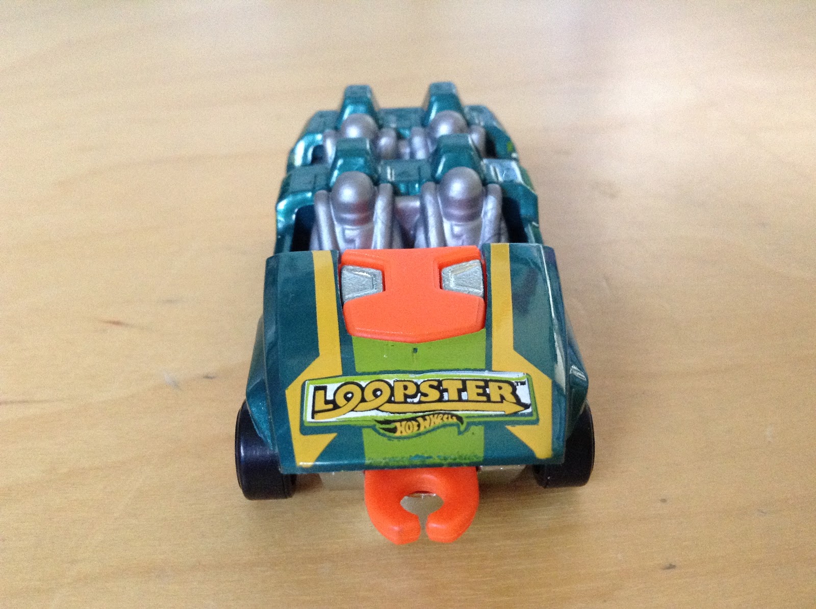 JULIAN'S HOT WHEELS BLOG: Loopster (2016 HW City Works)