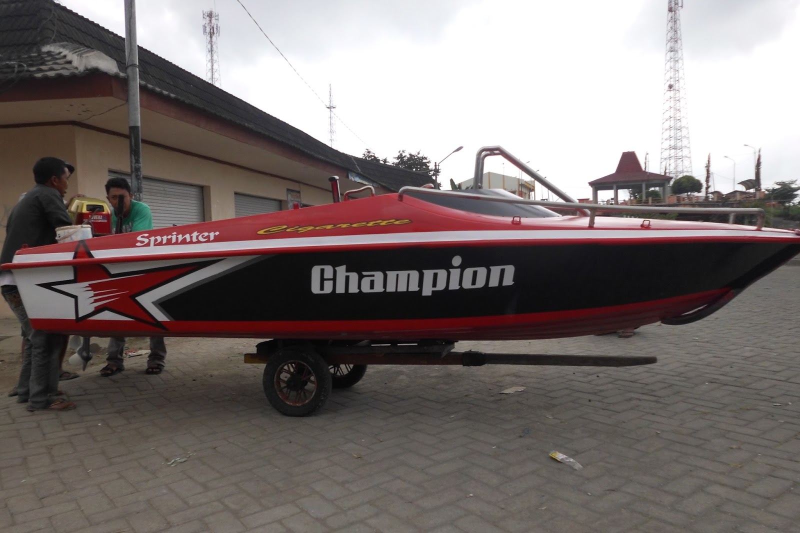 JUAL SPEED BOAT TELAGA SARANGAN: SPEED BOAT MURAH TELAGA SARANGAN