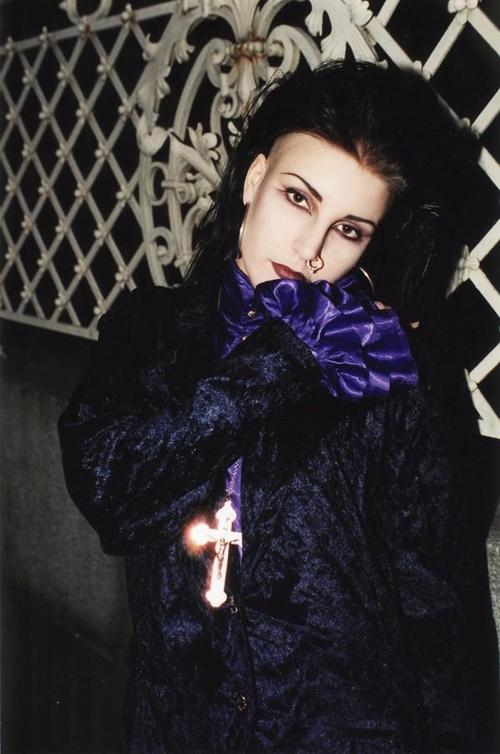 LORD GOTISK STILLEHAVET: TWO WITCHES