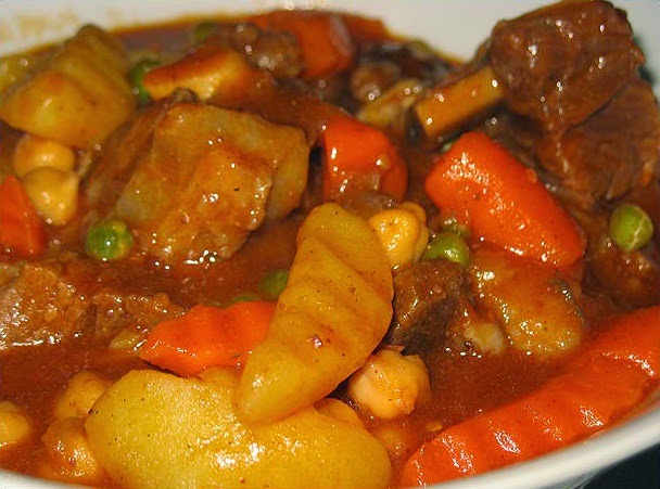 Pilipino Express: Pork (Ribs) Caldereta