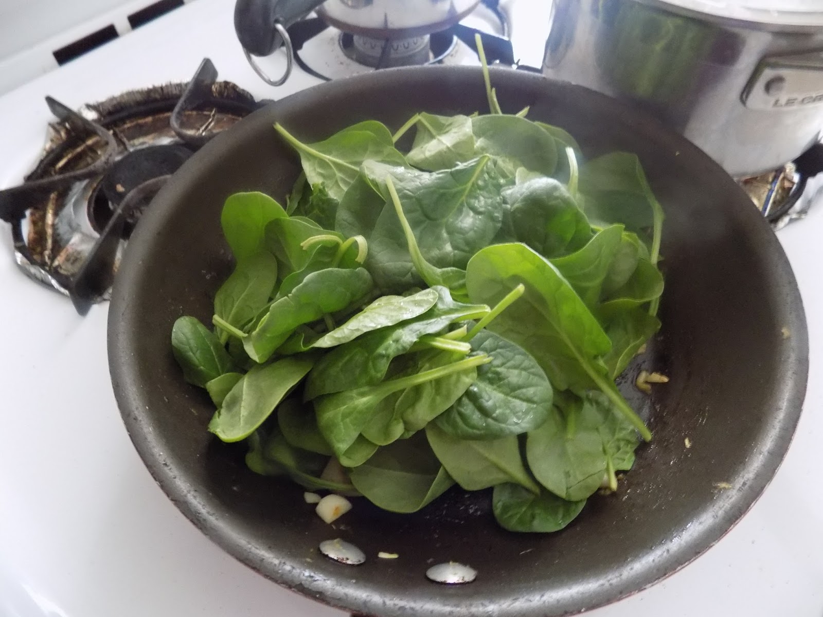 An impromptu brunch of deliciousness (Roasted Tomatoes and Spinach ...