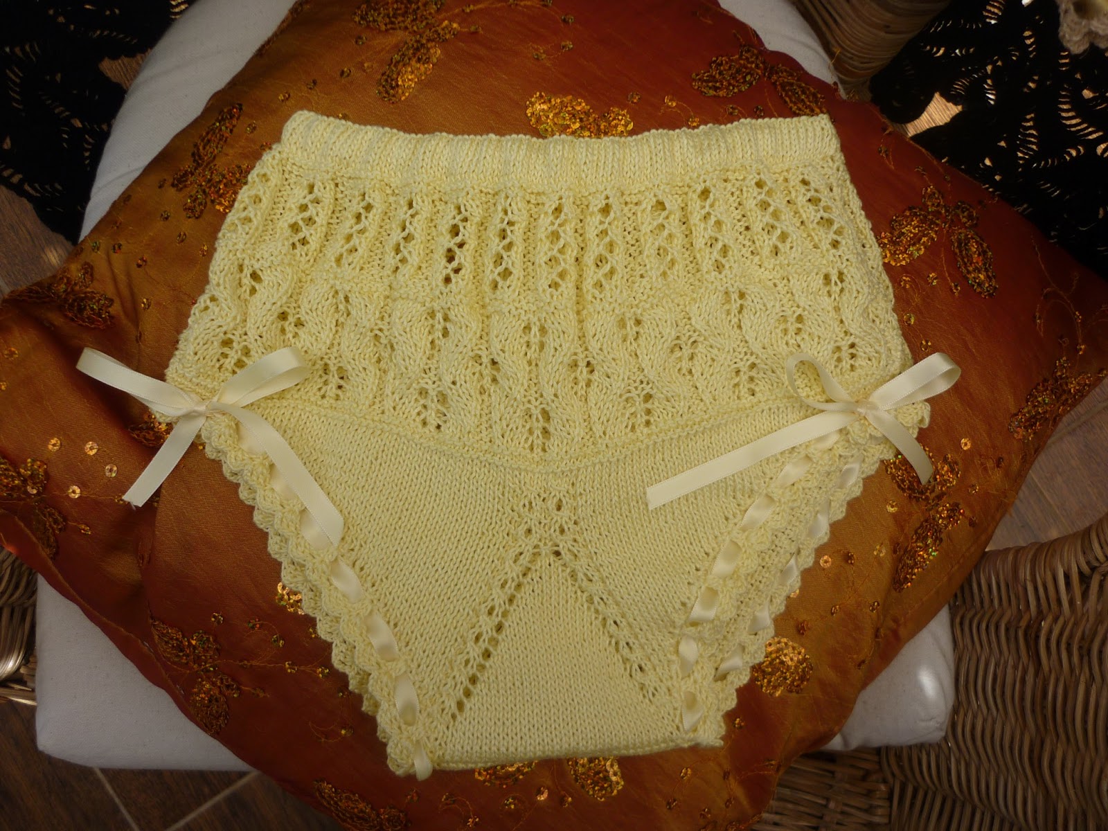 En punto, de mí para ti.: Mis braguitas.