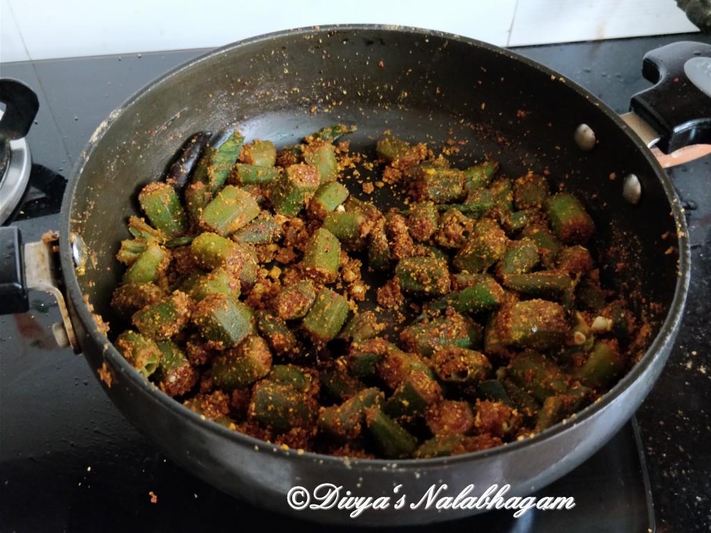 Vendakkai Podi Kari | Ladies finger masala - Divya's Nalabhagam