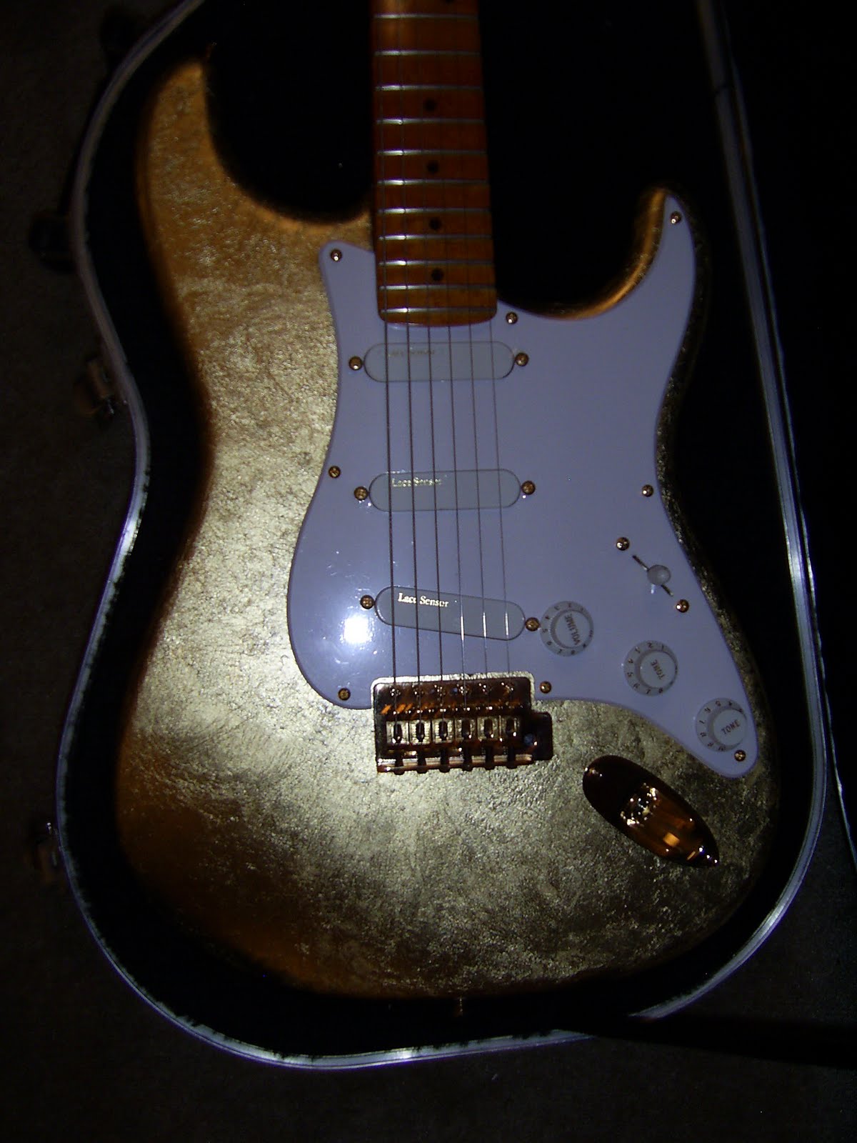 TRAVIS STEVENS GUITARS: Homemade Custom Gold Leaf Strat