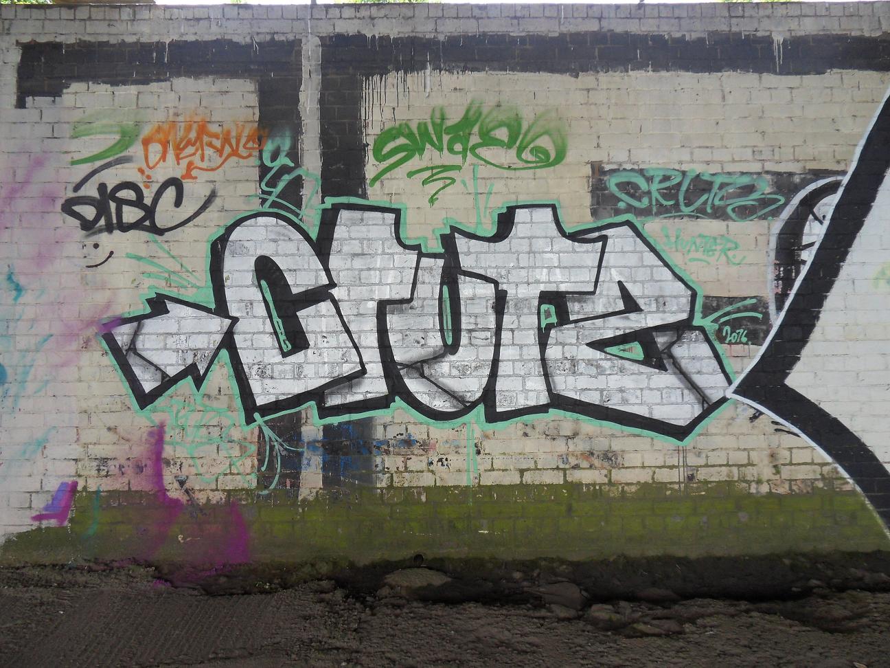 Classic Old Skool Silver DUBS Graffiti | Urban Diode