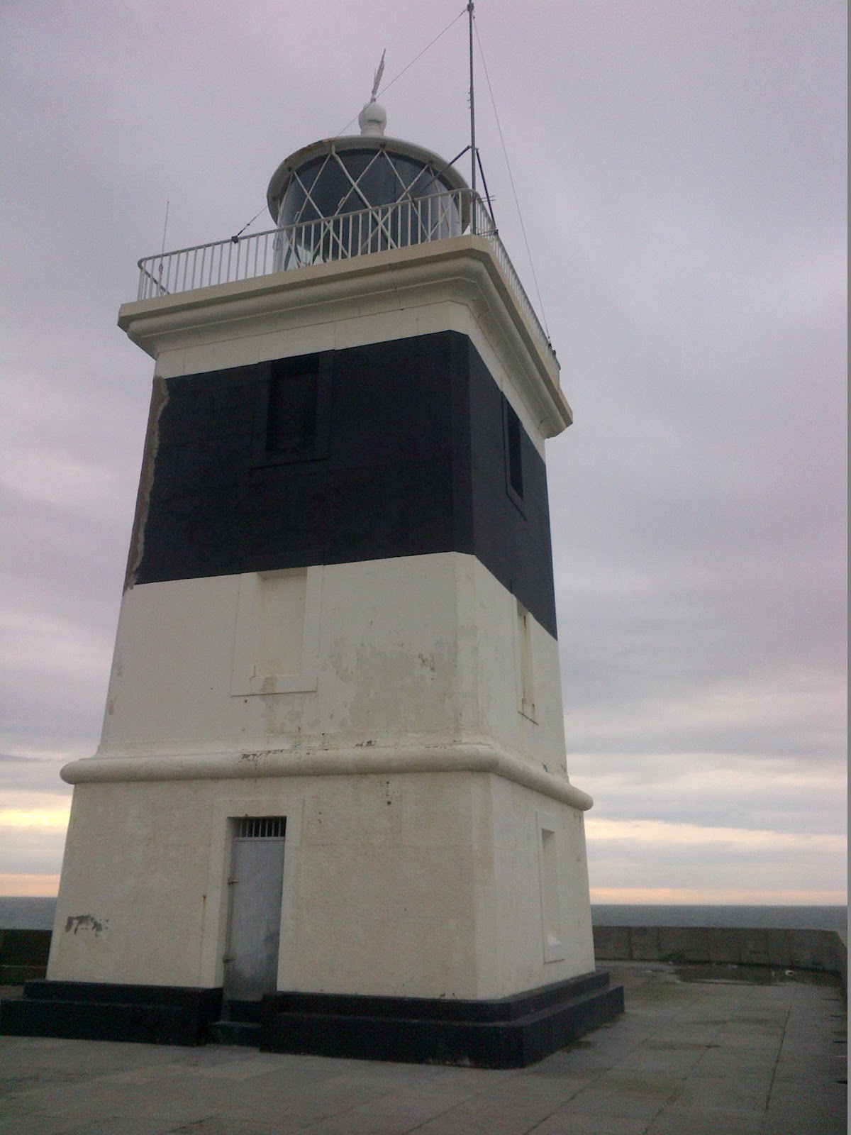 Sailing around Britain in Capraia: May 2013