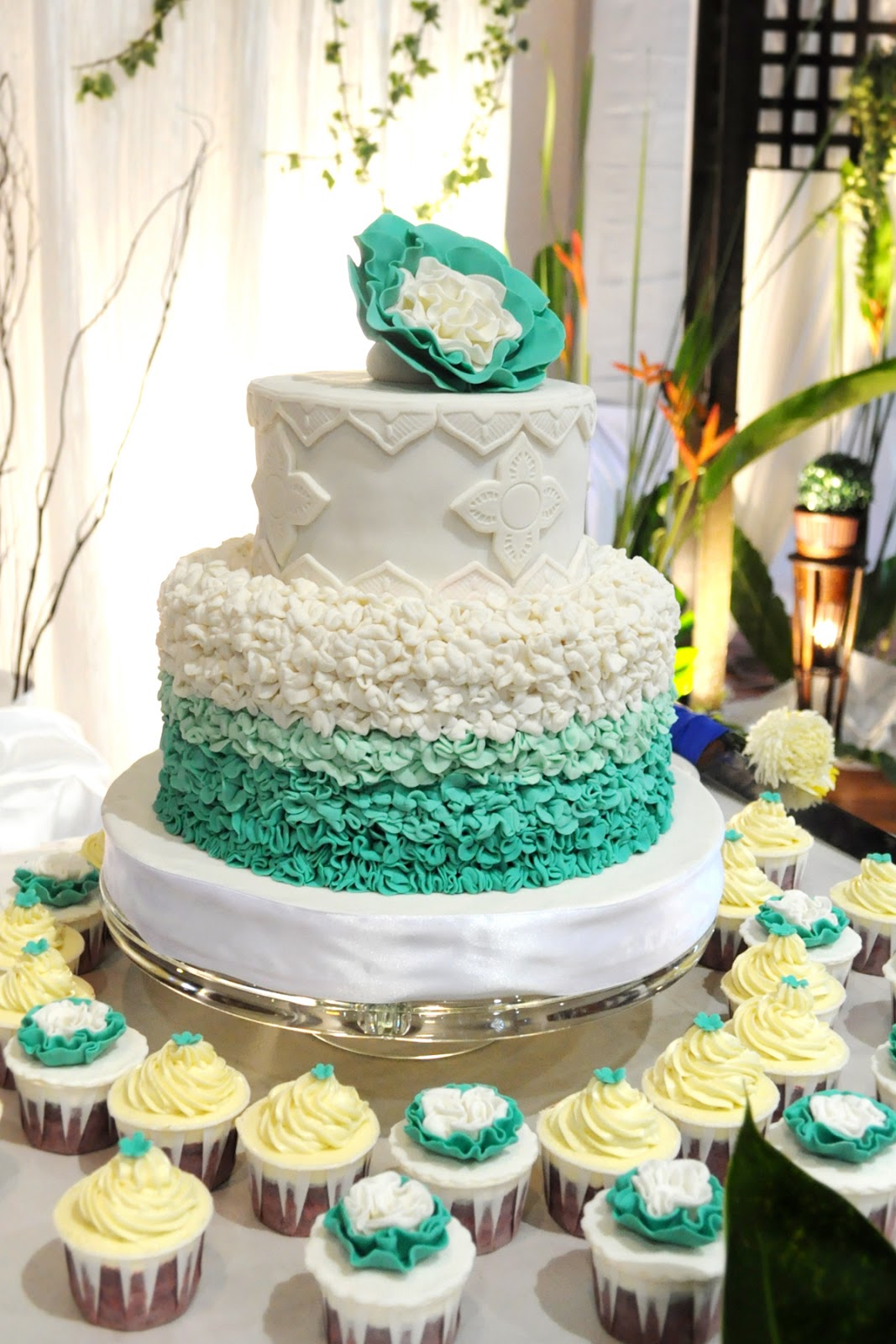 Gallery: Turquoise Ombre Ruffle Cake