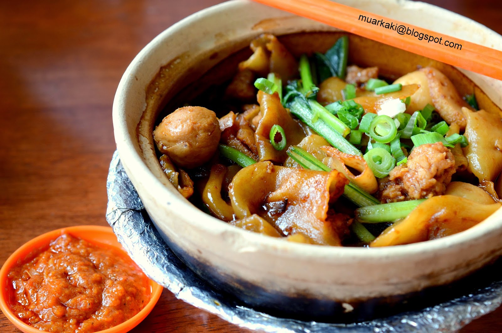 反正闲着没事，一起去吃吃东西吧！: Mong Mee Hun Kueh @ Jalan Sungai Abong