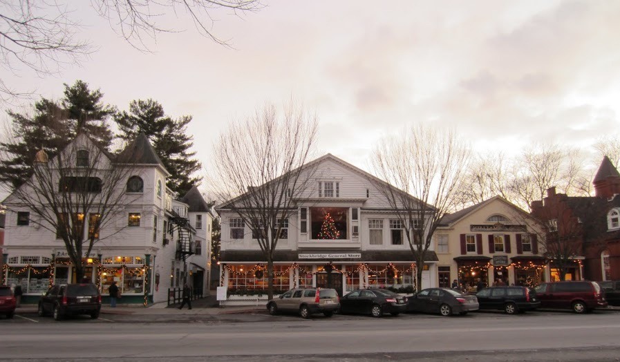 Welcome to the Farmington Valley!