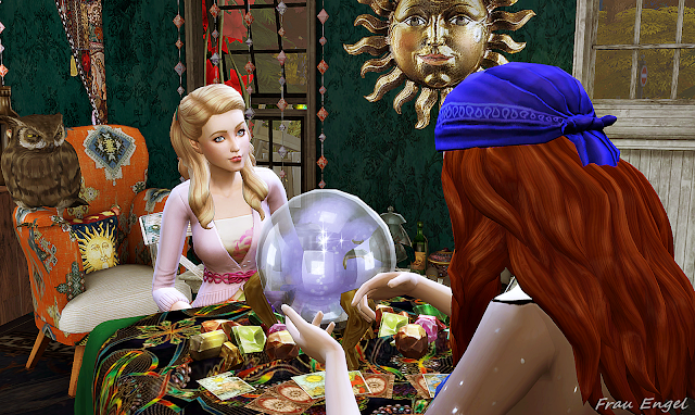 Frau Engel: Fortune Tellers Wagon