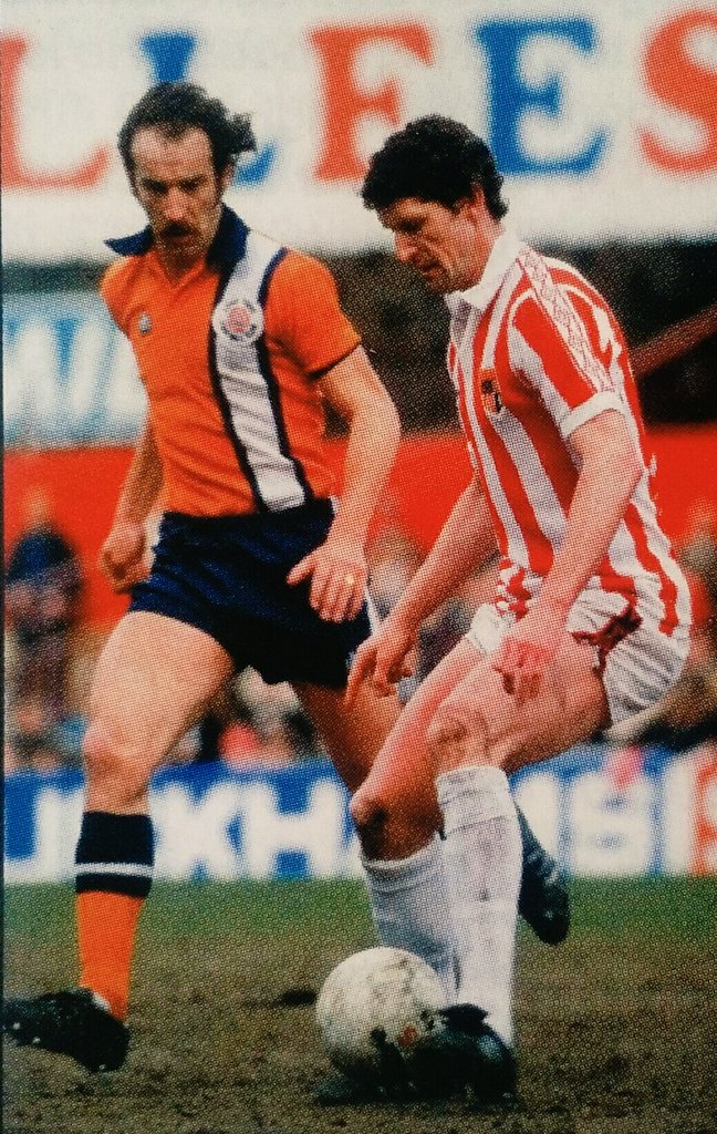 English Football Retro TV: Bob Hatton v Mike Doyle.