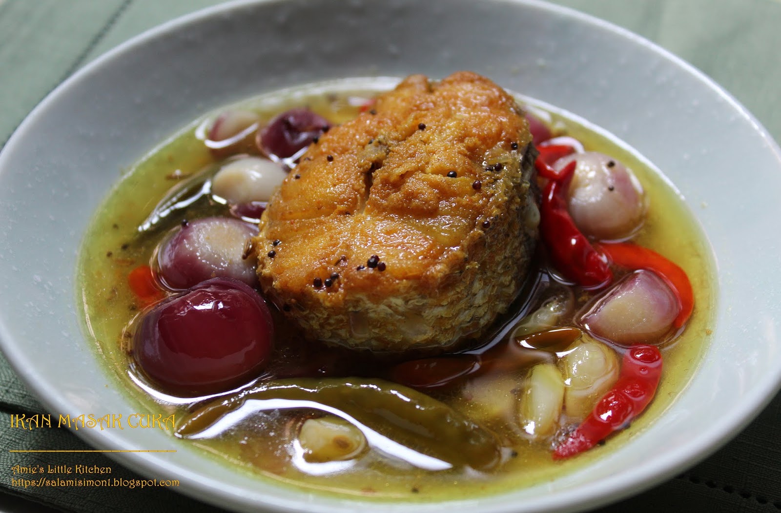 Resepi Mudah : Ikan Masak Cuka - Amie's Little Kitchen
