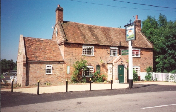 An Illustrated History of the Village of Haynes: Bedfordshire Villages ...