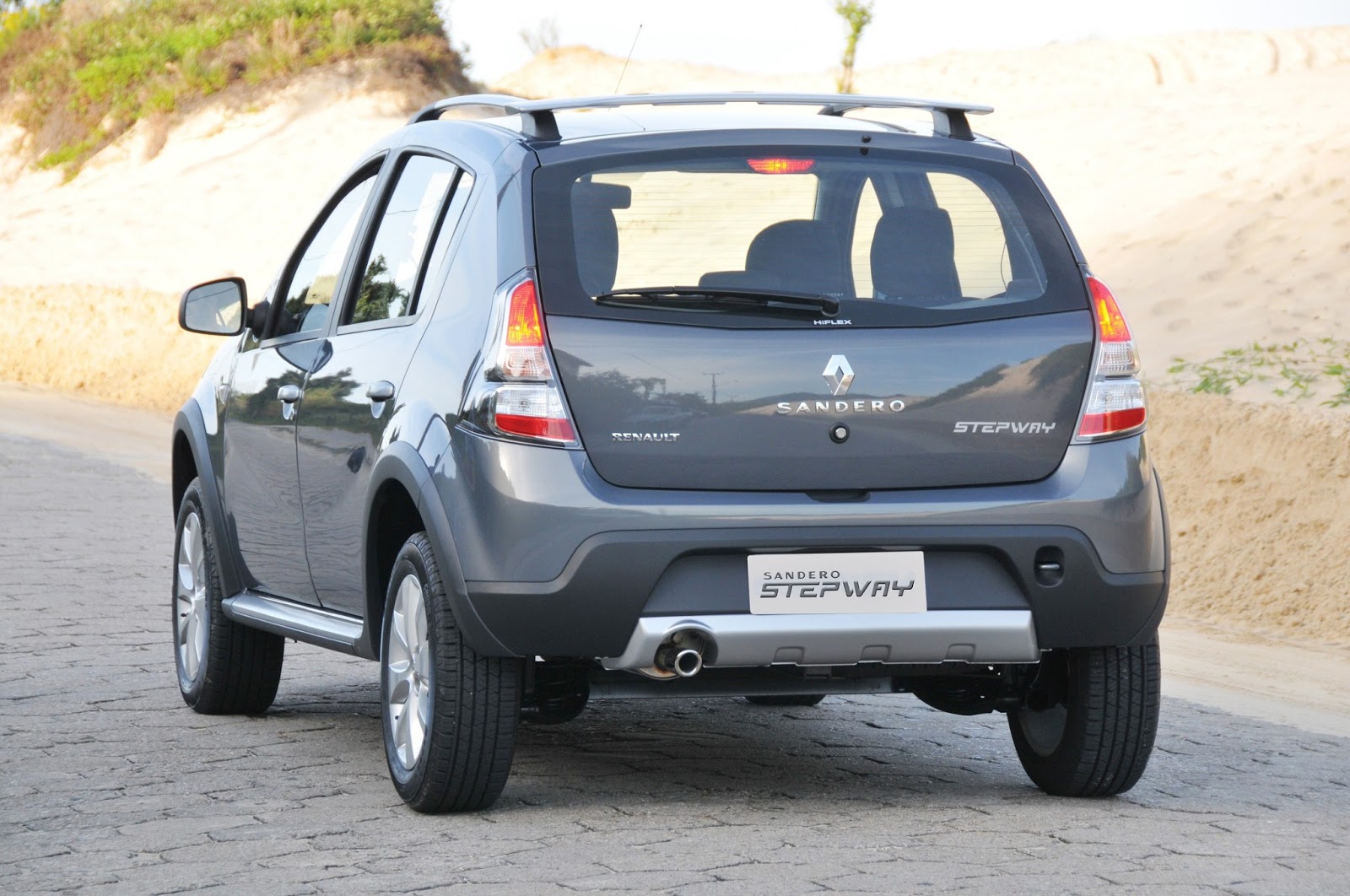 RACIONAUTO: HYUNDAI HB20X PREMIUM AUTOMÁTICO x VW CROSSFOX I-MOTION x ...