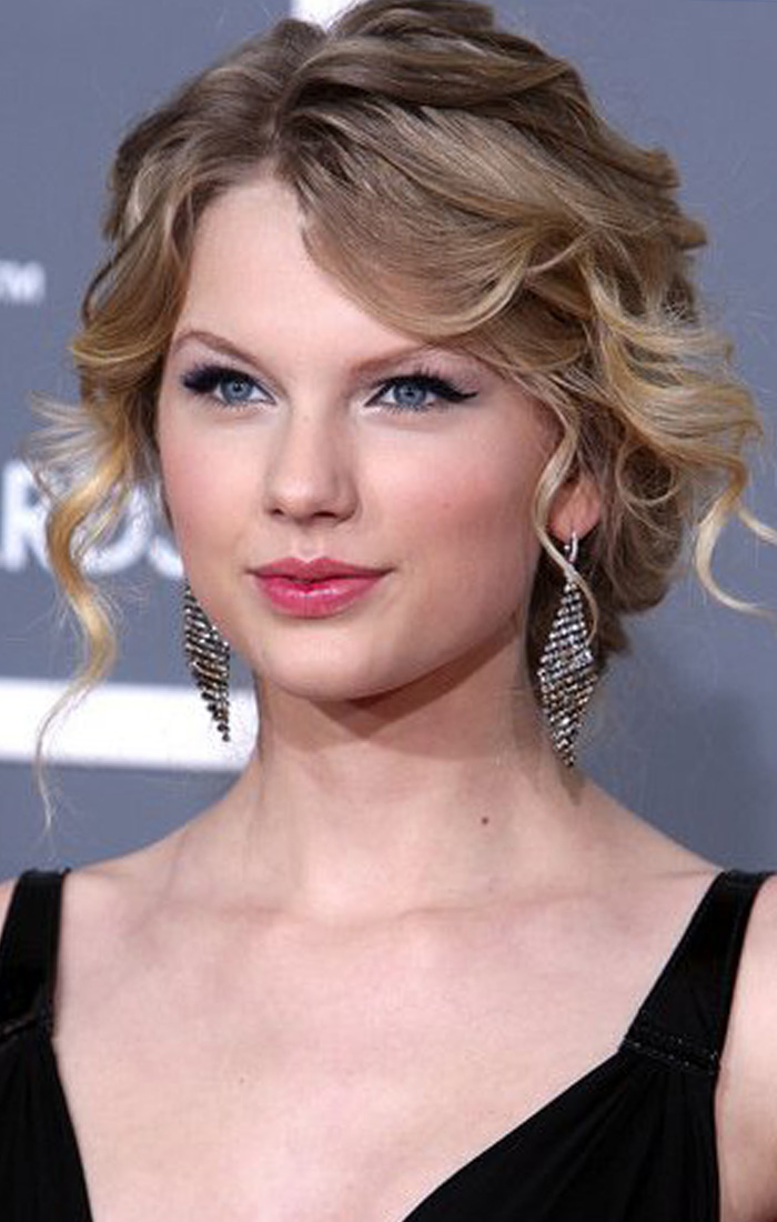 Womenhairstyles: Elegant Messy Updos For Women