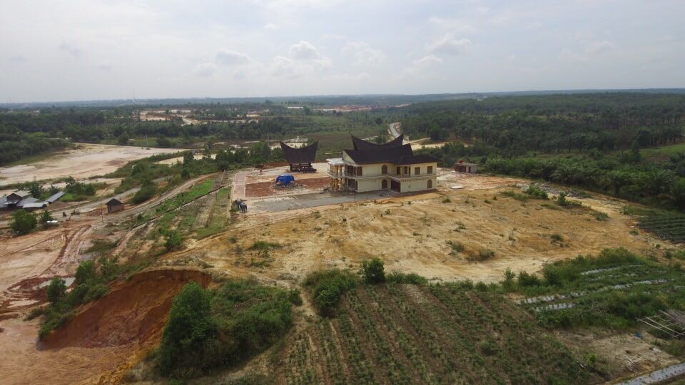 Rumah Adat Batak Provinsi Riau di Duri