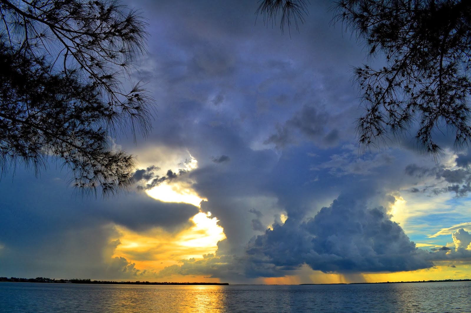 Dot's Photo Blog: Rainy Sunset