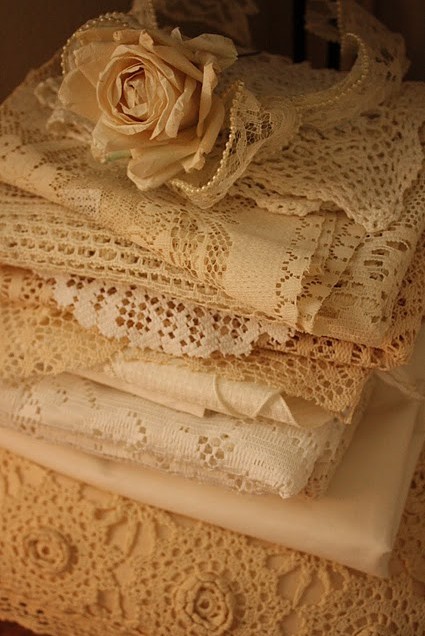 Eye For Design: Decorate With Lace For Romantic Interiors.......In Time ...