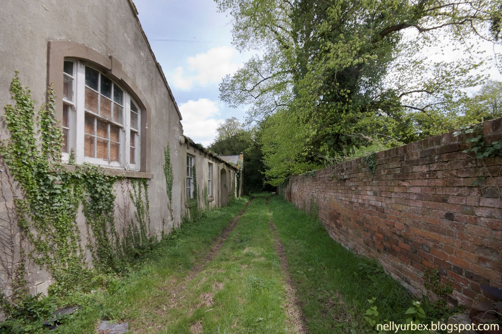 Nelly's Urbex: Crookham Manor