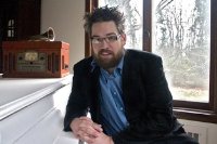 Kindle Gems: The Biography of Music Legend Doc Watson