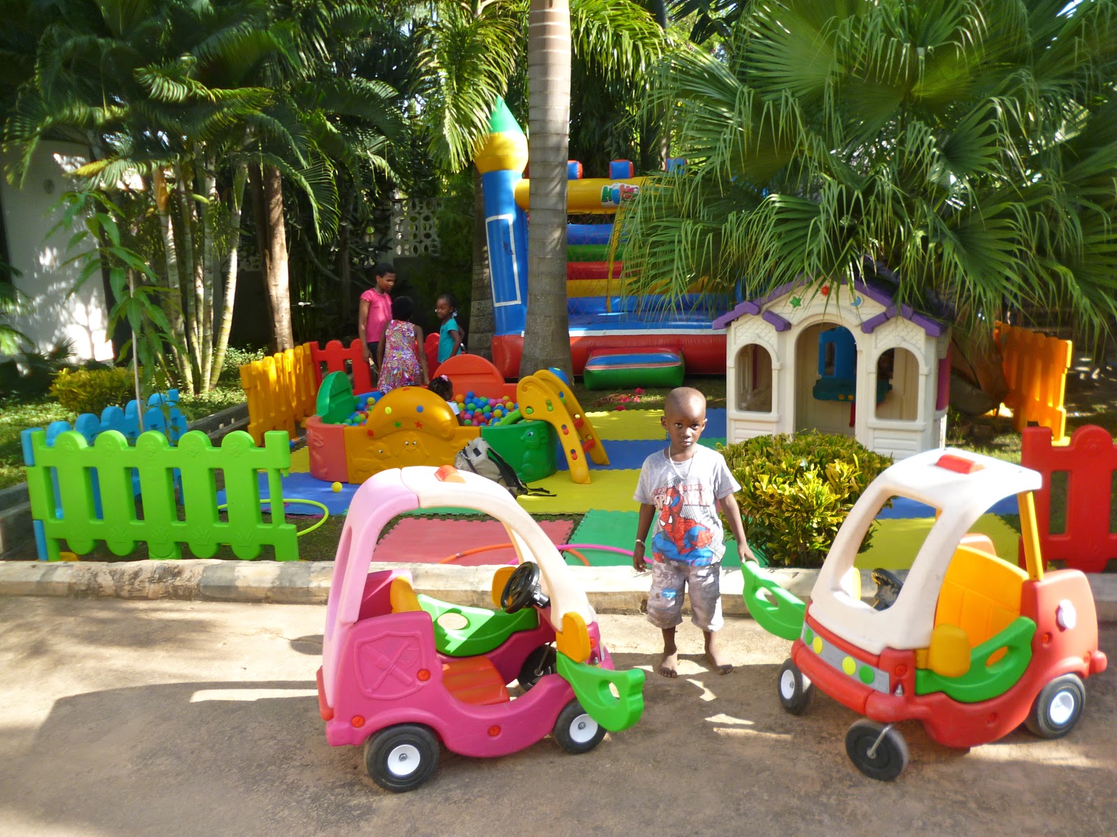 1st BIRTHDAY PARTY EXPERIENCE it with HBKIDSEVENTS