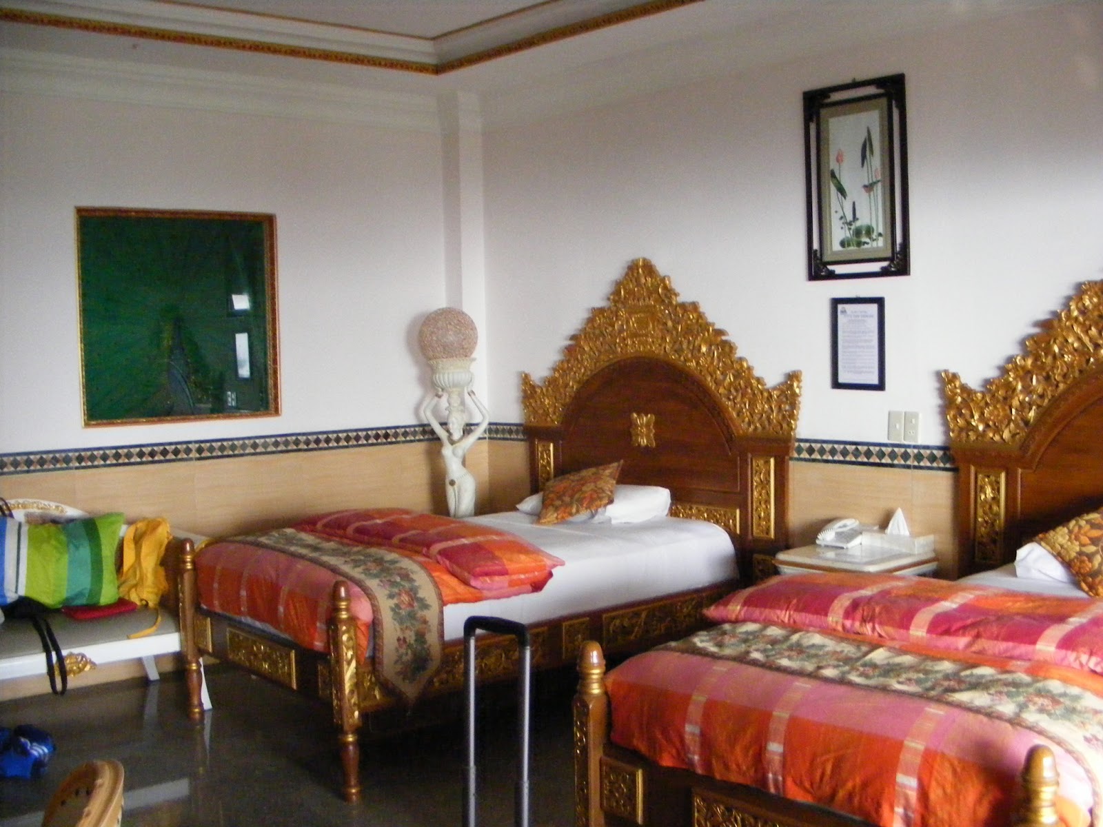 HOTEL DIRECTORY: SERUNI HOTEL