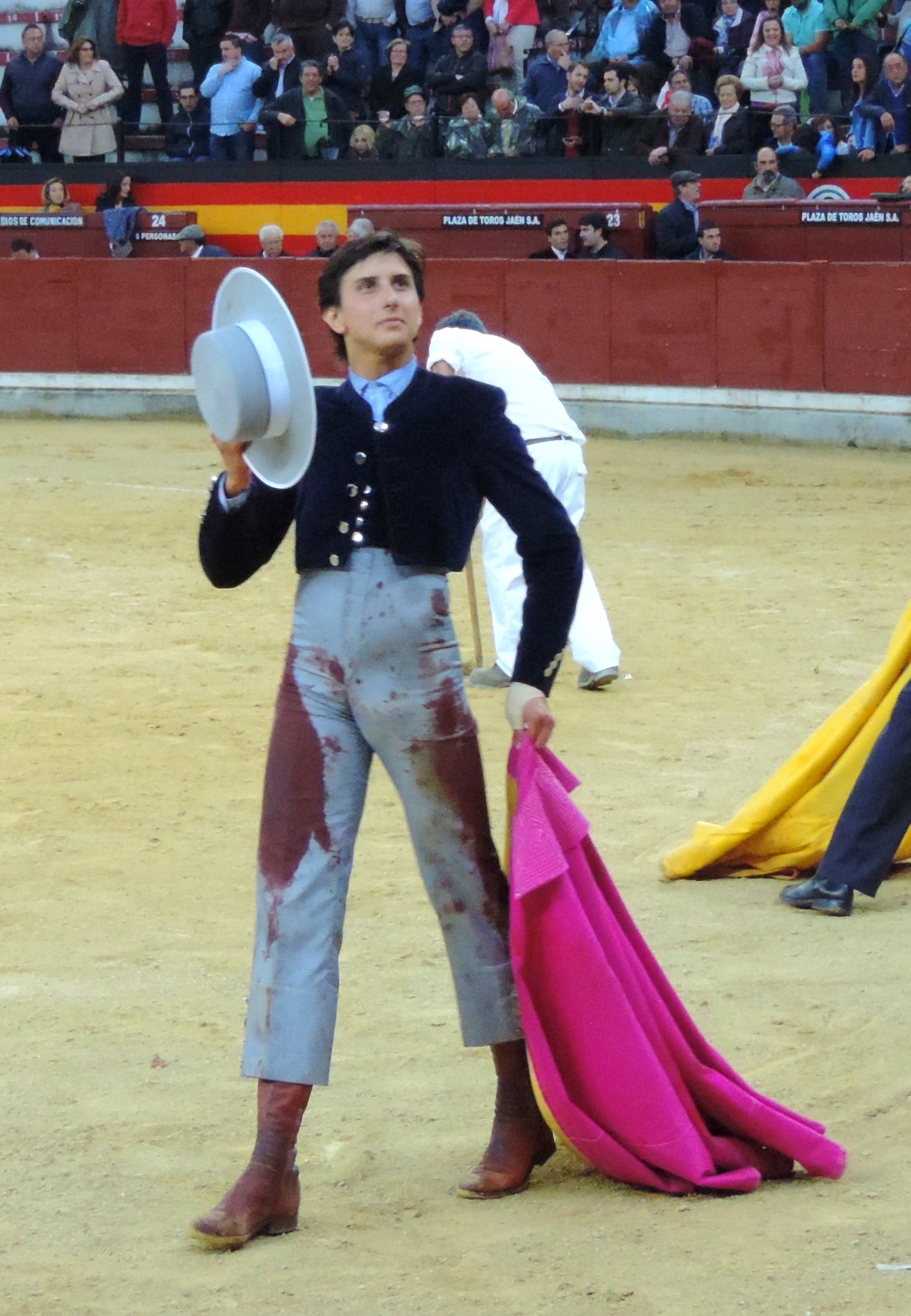 Perú Taurino: ANDRÉS ROCA REY PRESENTE EN FESTIVAL BENÉFICO EN ÁVILA ...