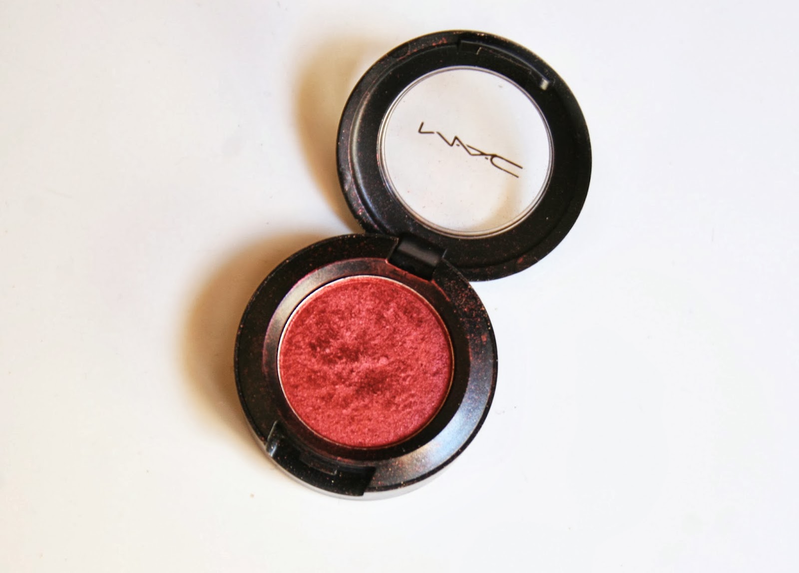Hola Flo! Beauty and Lifestyle Blog: MAC Cranberry and life update