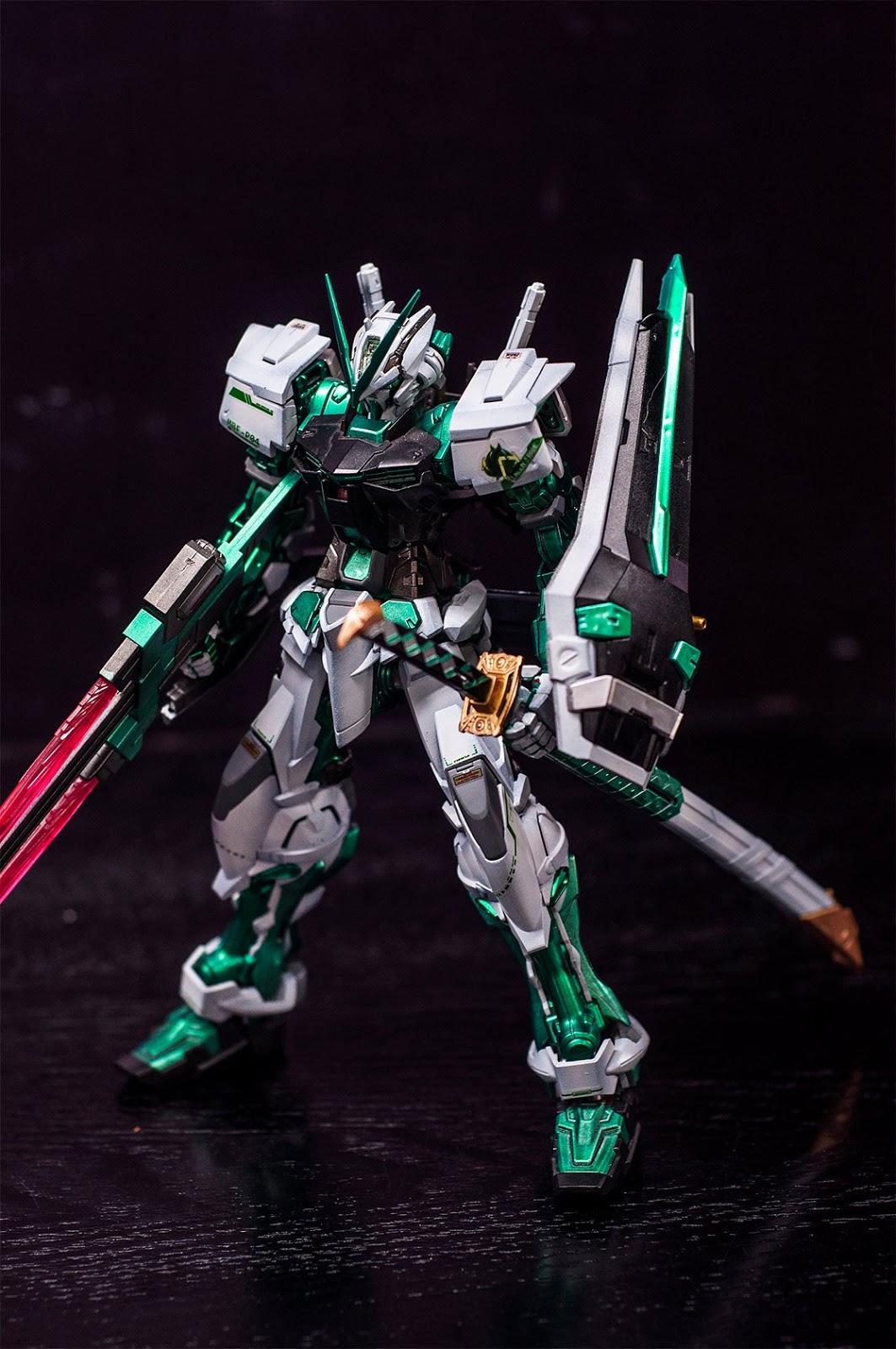 Custom Build MG 1/100 Gundam Astray Team