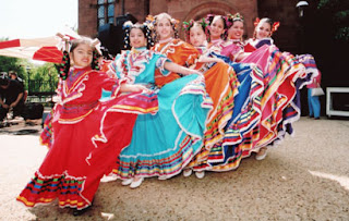 Manu’s English Blog: Mexico's Tradition and Values